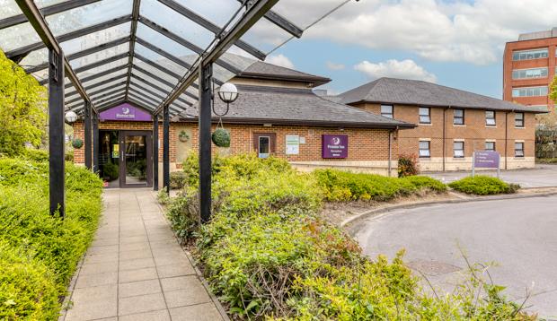Bracknell Hotels | Book Hotels In Bracknell Central | Premier Inn