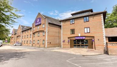 Guildford North (A3) Hotel | Premier Inn
