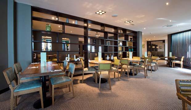 London Heathrow Terminal 4 Hotel | Premier Inn