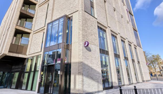 London Canary Wharf (Westferry) hotel | Premier Inn
