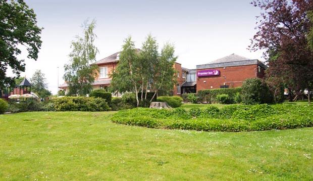 Northwich South Hotel | Premier Inn